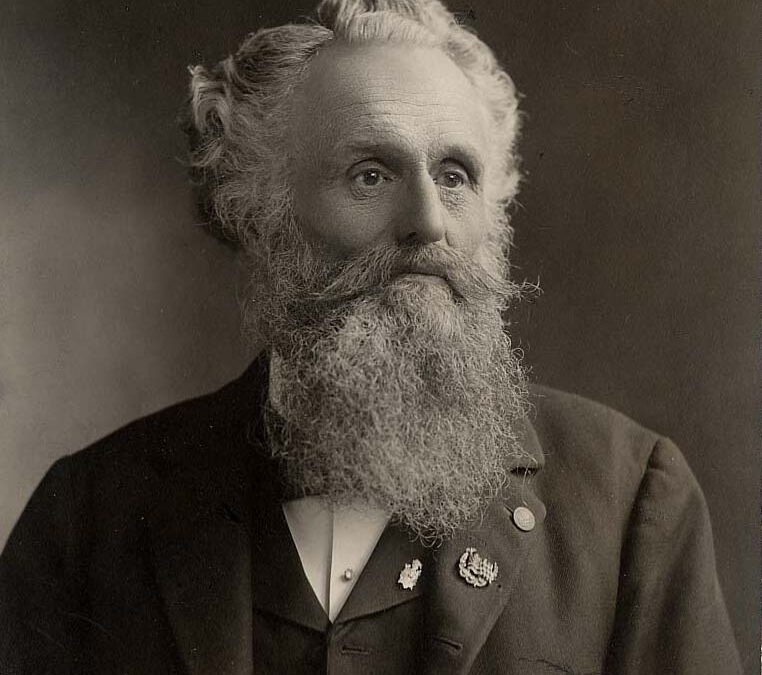 George W. Glover II - La Biblioteca Mary Baker Eddy